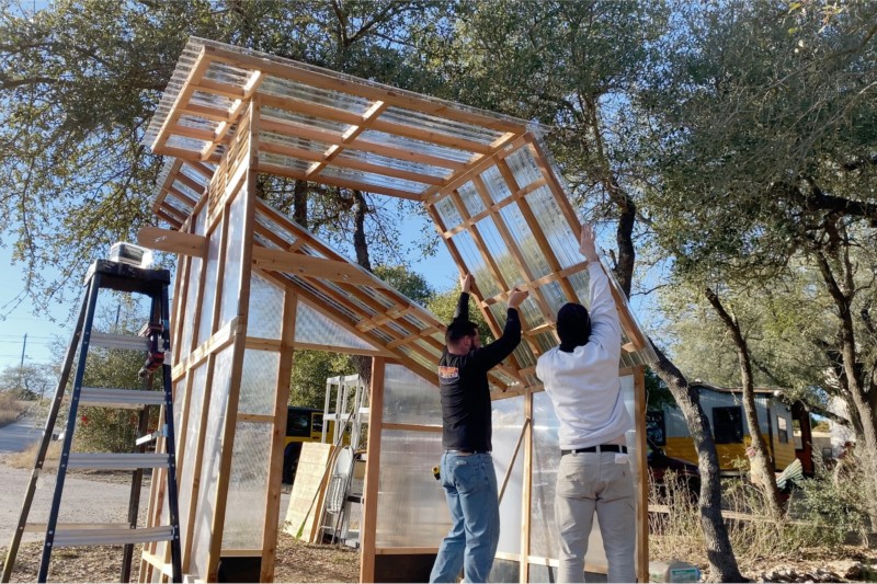 XL Slant-Roof Greenhouse