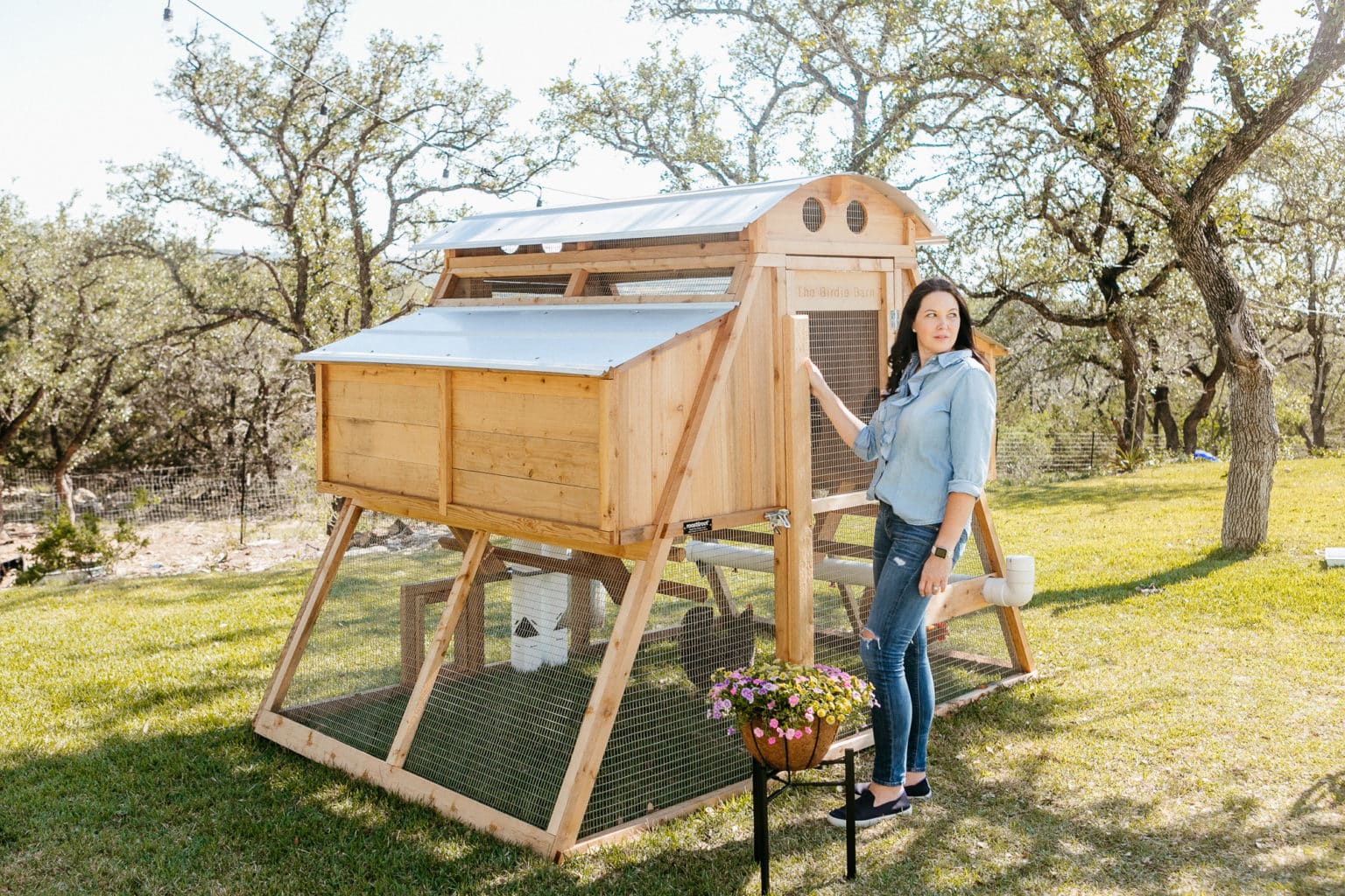 Round-Top Chicken Loft - Large Walk-in - Roost & Root